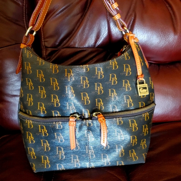 Dooney & Bourke | Bags | Dooney Bourke Purse | Poshmark
